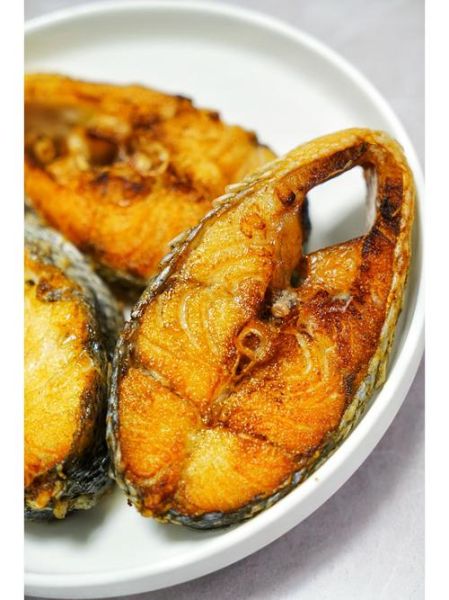 炸海鱼怎么做才酥脆_炸海鱼的家常窍门-第2张图片-山城妙识