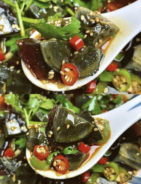 凉拌松花蛋怎么做才好吃_松花蛋凉菜配方-第1张图片-山城妙识 凉拌松花蛋怎么做才好吃_松花蛋凉菜配方-第1张图片-山城妙识