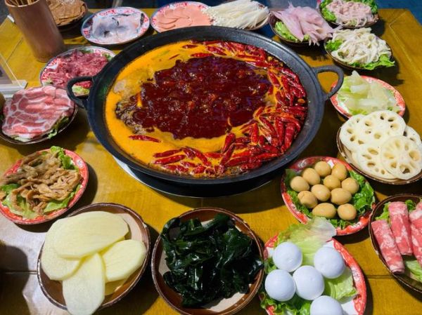 重庆火锅有什么特点_重庆火锅为什么辣而不燥-第1张图片-山城妙识 重庆火锅有什么特点_重庆火锅为什么辣而不燥-第1张图片-山城妙识