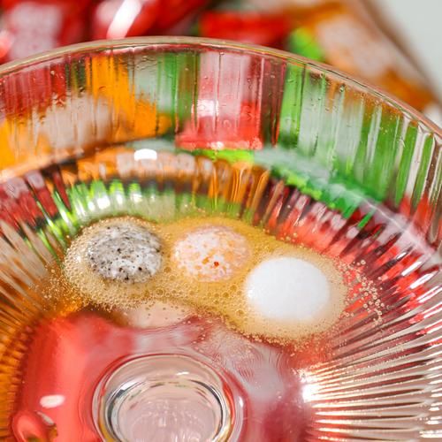 汽水糖可以泡水喝吗_汽水糖泡水会不会爆炸-第1张图片-山城妙识 汽水糖可以泡水喝吗_汽水糖泡水会不会爆炸-第1张图片-山城妙识