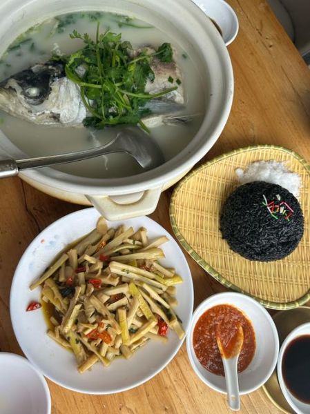 清炖胖头鱼头怎么做_胖头鱼头汤去腥技巧-第1张图片-山城妙识 清炖胖头鱼头怎么做_胖头鱼头汤去腥技巧-第1张图片-山城妙识