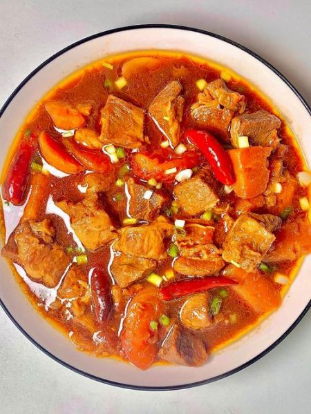 西红柿炖牛腩怎么做才好吃_西红柿炖牛腩视频教程-第1张图片-山城妙识 西红柿炖牛腩怎么做才好吃_西红柿炖牛腩视频教程-第1张图片-山城妙识