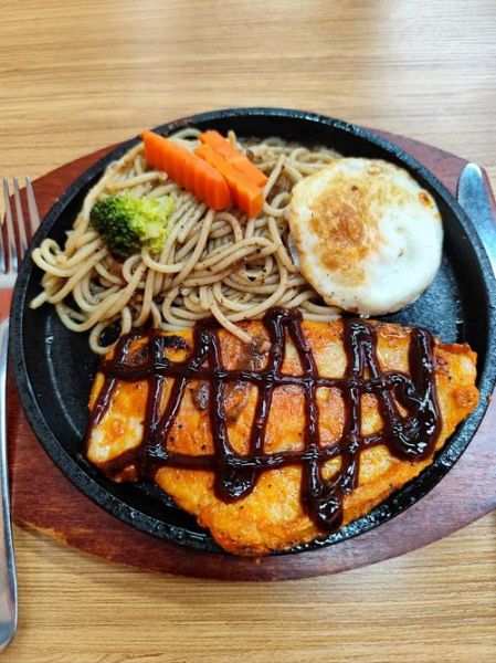 铁板意面怎么吃_铁板意面吃法技巧-第1张图片-山城妙识 铁板意面怎么吃_铁板意面吃法技巧-第1张图片-山城妙识