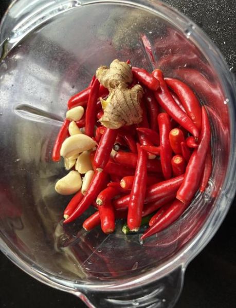 剁辣椒怎么保存不变酸_自制剁辣椒不酸秘诀-第1张图片-山城妙识 剁辣椒怎么保存不变酸_自制剁辣椒不酸秘诀-第1张图片-山城妙识