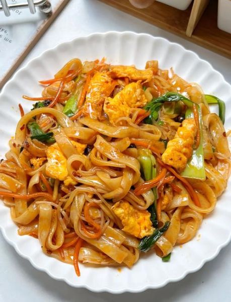 鸡蛋炒粉条怎么做_鸡蛋炒粉条家常做法-第1张图片-山城妙识 鸡蛋炒粉条怎么做_鸡蛋炒粉条家常做法-第1张图片-山城妙识