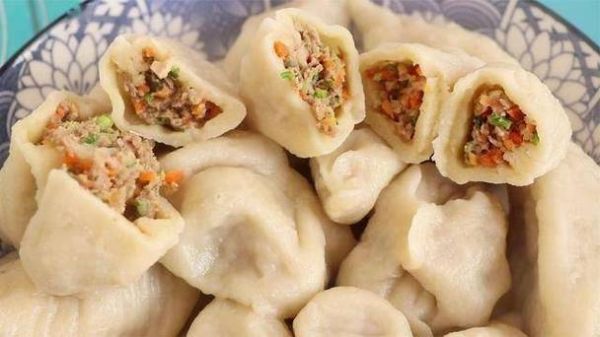 纯羊肉馅饺子怎么调馅_羊肉饺子馅去膻技巧-第3张图片-山城妙识 纯羊肉馅饺子怎么调馅_羊肉饺子馅去膻技巧-第3张图片-山城妙识