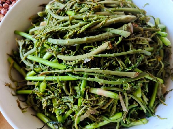 腌过的香椿怎么做好吃_腌香椿的吃法大全-第2张图片-山城妙识 腌过的香椿怎么做好吃_腌香椿的吃法大全-第2张图片-山城妙识