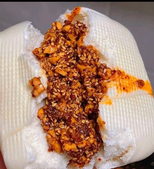 花生辣椒酱怎么做_花生辣椒酱的做法步骤-第1张图片-山城妙识