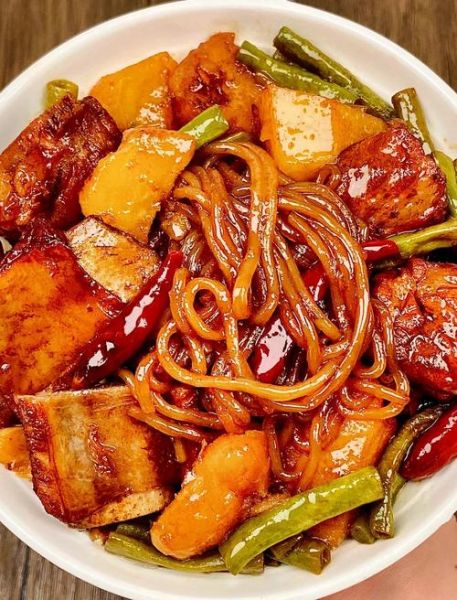 红烧肉炖粉条怎么做_红烧肉炖粉条的家常做法-第2张图片-山城妙识 红烧肉炖粉条怎么做_红烧肉炖粉条的家常做法-第2张图片-山城妙识