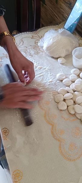 初学者包饺子怎么和面_新手包饺子的详细步骤-第2张图片-山城妙识 初学者包饺子怎么和面_新手包饺子的详细步骤-第2张图片-山城妙识