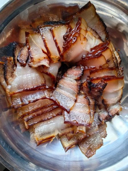 自制腊肉的做法及配方_腊肉怎么腌制才香-第3张图片-山城妙识 自制腊肉的做法及配方_腊肉怎么腌制才香-第3张图片-山城妙识