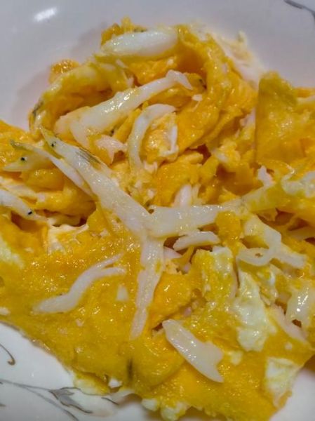 银鱼丝炒蛋怎么做_银鱼丝炒蛋需要焯水吗-第1张图片-山城妙识 银鱼丝炒蛋怎么做_银鱼丝炒蛋需要焯水吗-第1张图片-山城妙识