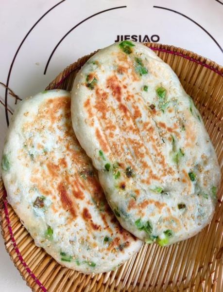 葱花饼怎么和面才松软_葱花饼为什么发硬-第1张图片-山城妙识 葱花饼怎么和面才松软_葱花饼为什么发硬-第1张图片-山城妙识