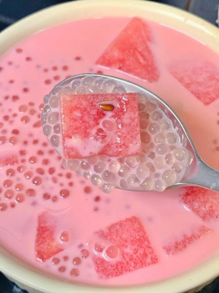 西瓜牛奶西米露怎么做_西瓜牛奶西米露要煮多久-第1张图片-山城妙识 西瓜牛奶西米露怎么做_西瓜牛奶西米露要煮多久-第1张图片-山城妙识