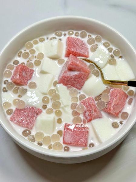 西瓜牛奶西米露怎么做_西瓜牛奶西米露要煮多久-第2张图片-山城妙识 西瓜牛奶西米露怎么做_西瓜牛奶西米露要煮多久-第2张图片-山城妙识