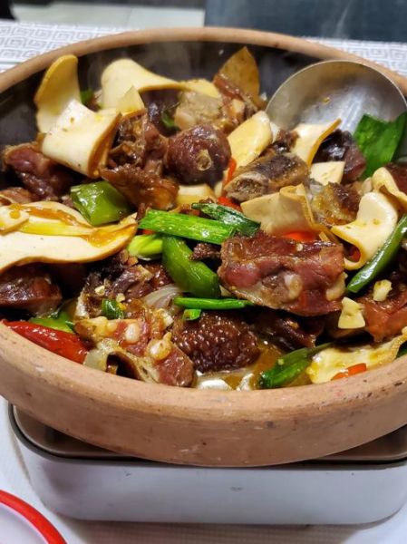 腊鸡怎么做好吃_腊鸡可以涮火锅吗-第1张图片-山城妙识 腊鸡怎么做好吃_腊鸡可以涮火锅吗-第1张图片-山城妙识