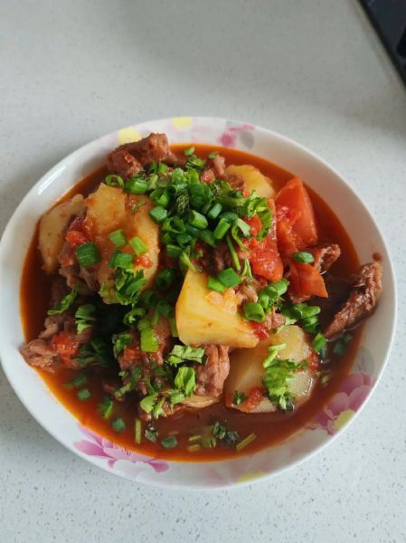 西红柿炖牛肉炖多久_西红柿炖牛肉需要多长时间-第3张图片-山城妙识 西红柿炖牛肉炖多久_西红柿炖牛肉需要多长时间-第3张图片-山城妙识