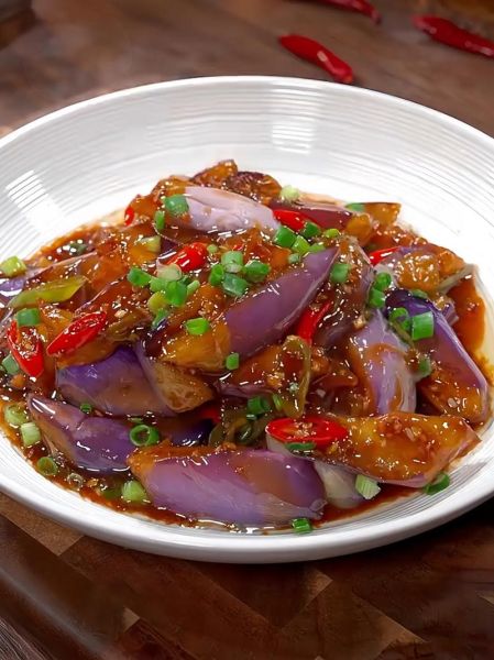 家常风味茄子怎么做_茄子怎么炒才好吃-第1张图片-山城妙识