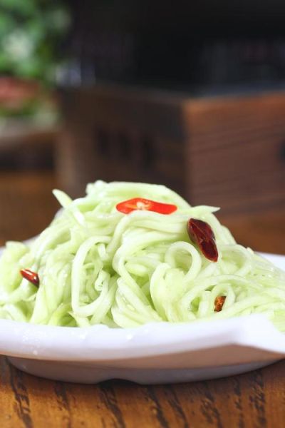 凉拌佛手瓜怎么做最好吃_佛手瓜凉拌要不要焯水-第3张图片-山城妙识 凉拌佛手瓜怎么做最好吃_佛手瓜凉拌要不要焯水-第3张图片-山城妙识