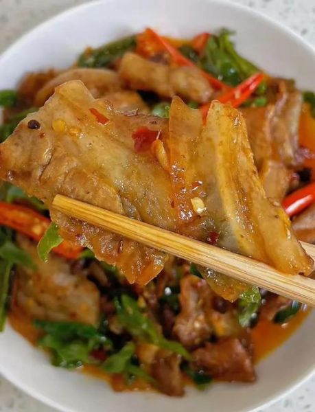 回锅肉怎么做才好吃_正宗回锅肉的家常做法-第1张图片-山城妙识 回锅肉怎么做才好吃_正宗回锅肉的家常做法-第1张图片-山城妙识