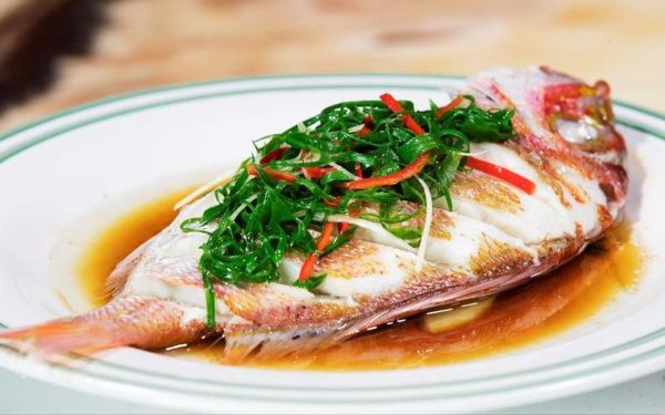 鲷鱼怎么清蒸好吃_鲷鱼做法视频教程-第1张图片-山城妙识