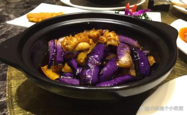 鲍鱼炖茄子怎么做_鲍鱼炖茄子家常做法-第1张图片-山城妙识 鲍鱼炖茄子怎么做_鲍鱼炖茄子家常做法-第1张图片-山城妙识