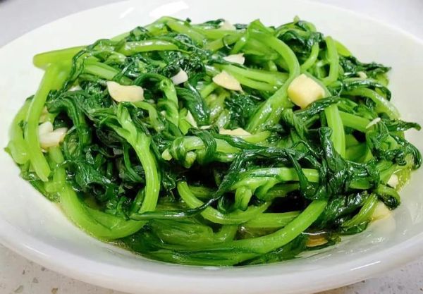 茼蒿和什么搭配最好吃_茼蒿怎么炒才脆嫩-第3张图片-山城妙识