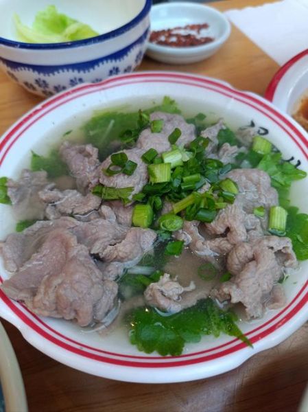 家庭牛肉汤怎么做好喝_牛肉汤去腥增香的秘诀-第1张图片-山城妙识 家庭牛肉汤怎么做好喝_牛肉汤去腥增香的秘诀-第1张图片-山城妙识