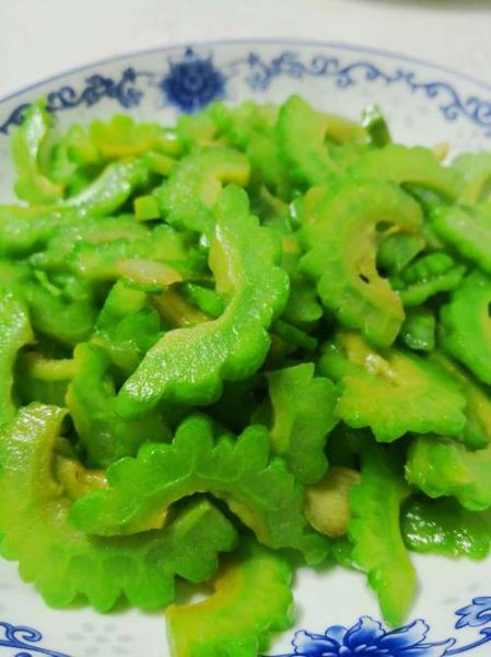 苦瓜怎么炒不苦_苦瓜做法大全-第3张图片-山城妙识 苦瓜怎么炒不苦_苦瓜做法大全-第3张图片-山城妙识