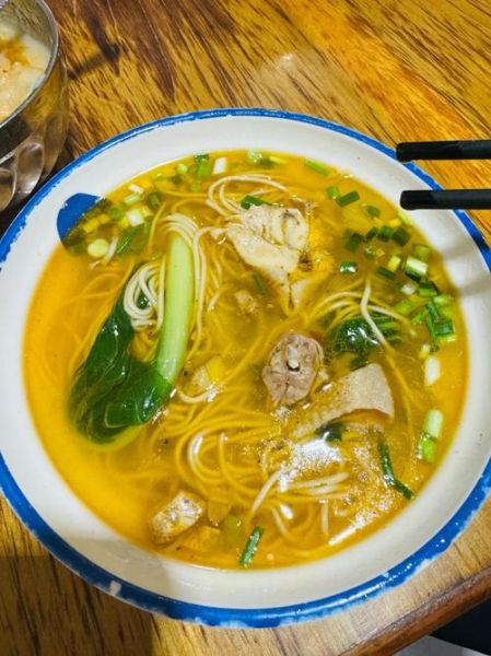 鸡汤面图片大全_如何拍摄诱人鸡汤面-第1张图片-山城妙识