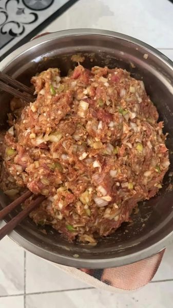 羊肉饺子馅怎么做不腥_羊肉饺子馅怎么调好吃-第2张图片-山城妙识 羊肉饺子馅怎么做不腥_羊肉饺子馅怎么调好吃-第2张图片-山城妙识