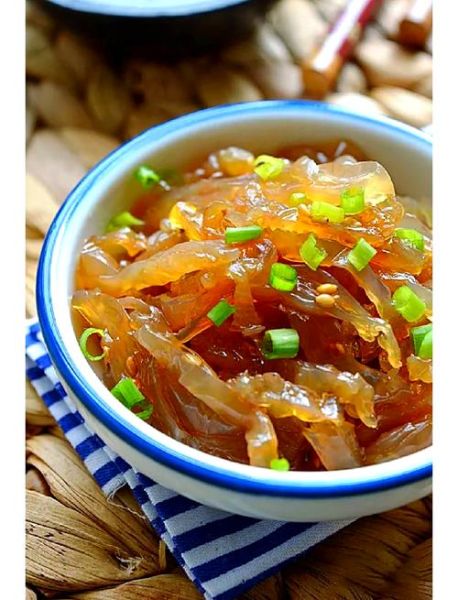 新鲜海蜇怎么做好吃_海蜇凉拌前怎么处理-第1张图片-山城妙识 新鲜海蜇怎么做好吃_海蜇凉拌前怎么处理-第1张图片-山城妙识