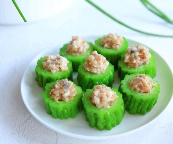 酿苦瓜怎么做_酿苦瓜的做法步骤-第1张图片-山城妙识 酿苦瓜怎么做_酿苦瓜的做法步骤-第1张图片-山城妙识