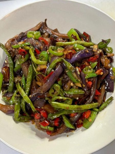 茄子豆角怎么炒好吃_茄子豆角先焯水还是先炒-第2张图片-山城妙识 茄子豆角怎么炒好吃_茄子豆角先焯水还是先炒-第2张图片-山城妙识