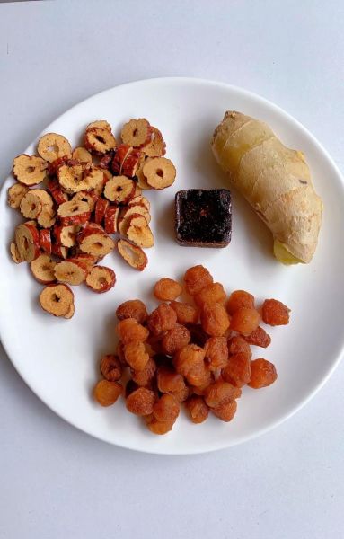 自制姜枣茶的做法及比例_姜枣茶一天喝几次最好-第3张图片-山城妙识 自制姜枣茶的做法及比例_姜枣茶一天喝几次最好-第3张图片-山城妙识