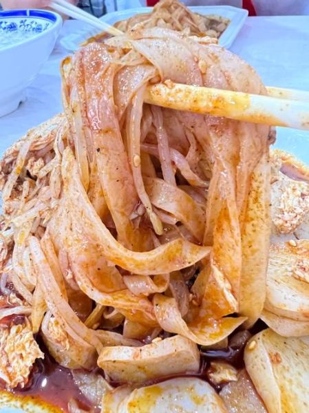 陕西擀面皮怎么做_正宗做法步骤-第2张图片-山城妙识 陕西擀面皮怎么做_正宗做法步骤-第2张图片-山城妙识