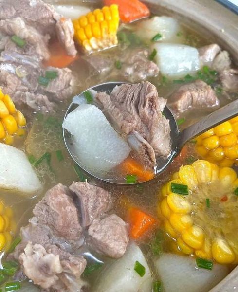 排骨用什么煲汤最好_排骨煲汤放什么食材最香-第1张图片-山城妙识 排骨用什么煲汤最好_排骨煲汤放什么食材最香-第1张图片-山城妙识