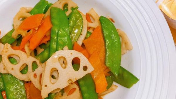 藕炒荷兰豆怎么做_藕炒荷兰豆要焯水吗-第2张图片-山城妙识 藕炒荷兰豆怎么做_藕炒荷兰豆要焯水吗-第2张图片-山城妙识