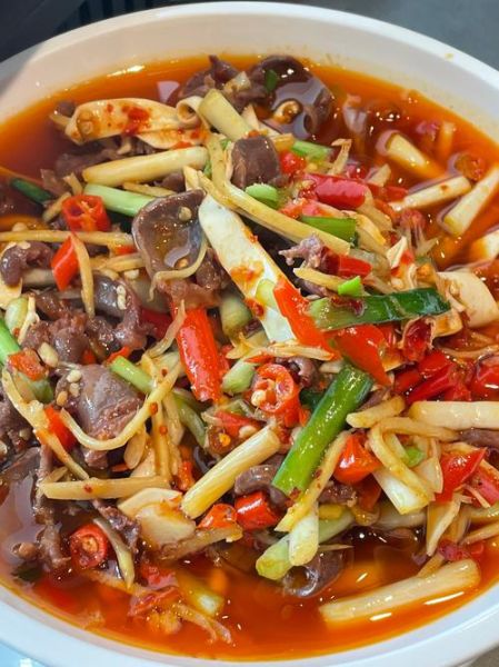 鲜锅兔最正宗的做法_鲜锅兔怎么做才够味-第1张图片-山城妙识