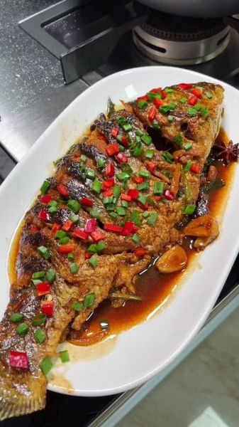 红烧鱼怎么做才入味_家常红烧鱼做法步骤-第2张图片-山城妙识