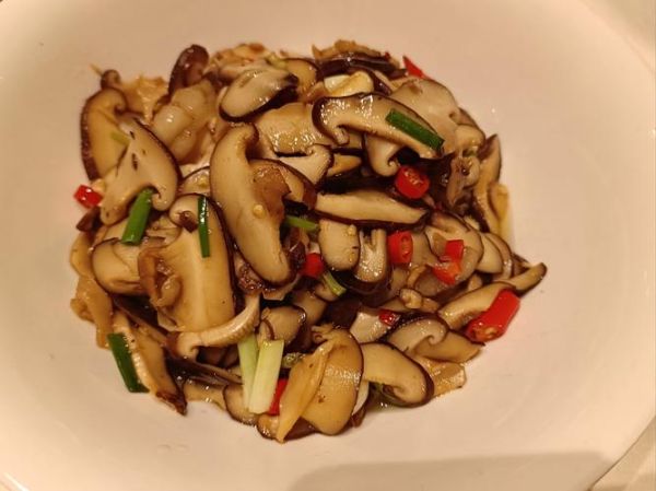 炒香菇的家常做法大全_香菇怎么炒才好吃-第2张图片-山城妙识