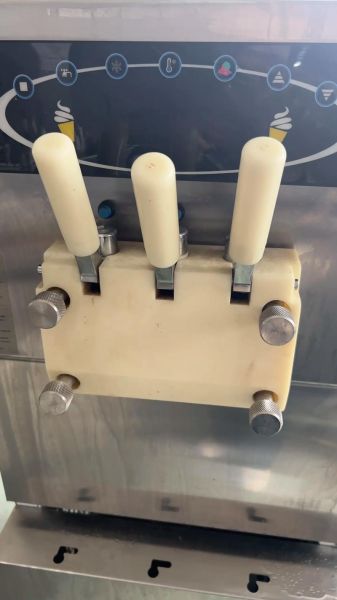 一台冰激凌机多少钱_商用冰激凌机价格区间-第2张图片-山城妙识 一台冰激凌机多少钱_商用冰激凌机价格区间-第2张图片-山城妙识