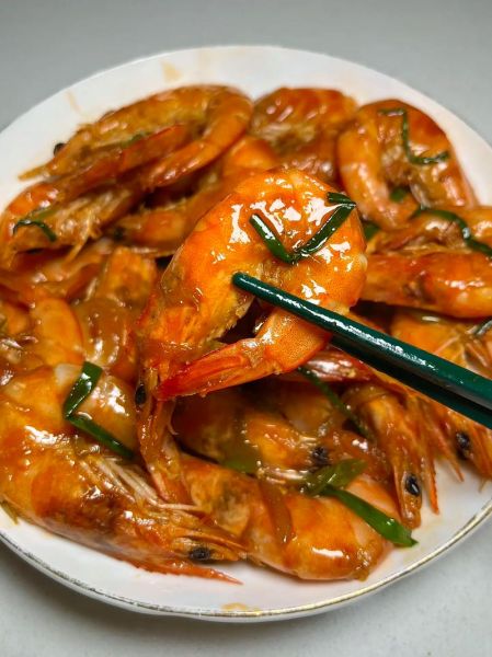五七油焖大虾怎么做_正宗五七油焖大虾配方-第3张图片-山城妙识