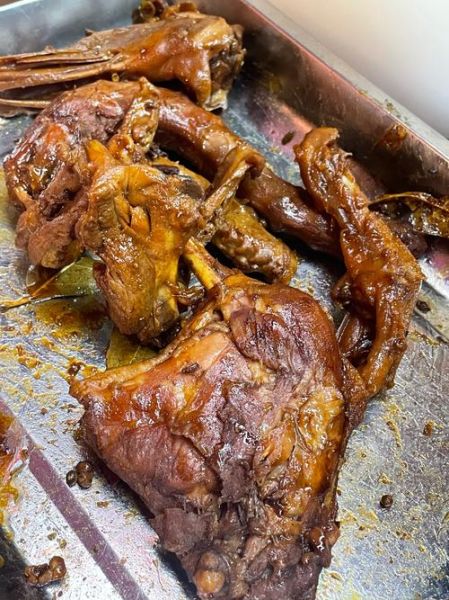 鸭边腿怎么做好吃_鸭边腿的家常做法大全-第1张图片-山城妙识