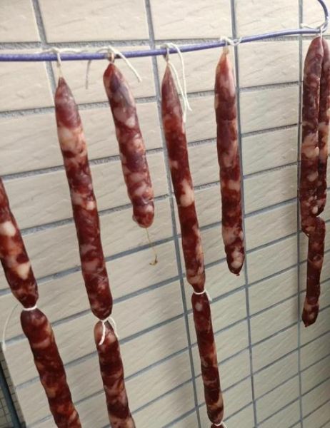 广味香肠配方_正宗广味香肠怎么做-第2张图片-山城妙识