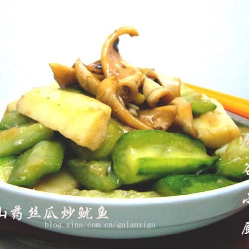 丰胸的蔬菜有哪些_吃什么蔬菜能丰胸-第1张图片-山城妙识