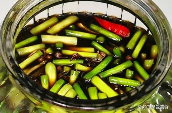 腌蒜苔怎么保存一年不坏_腌蒜苔一年不坏的秘诀-第3张图片-山城妙识 腌蒜苔怎么保存一年不坏_腌蒜苔一年不坏的秘诀-第3张图片-山城妙识