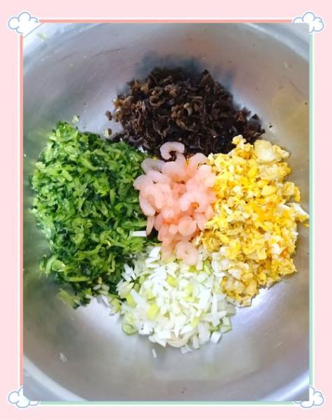 黄瓜虾仁饺子怎么做才鲜嫩_黄瓜虾仁饺子馅怎么调不腥-第1张图片-山城妙识