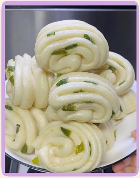 葱油花卷怎么做_葱油花卷图片大全-第2张图片-山城妙识