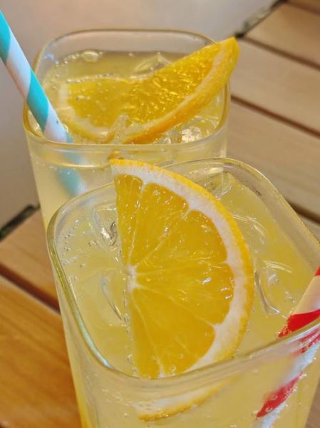 柠檬水图片大全_如何拍出清凉感-第1张图片-山城妙识 柠檬水图片大全_如何拍出清凉感-第1张图片-山城妙识